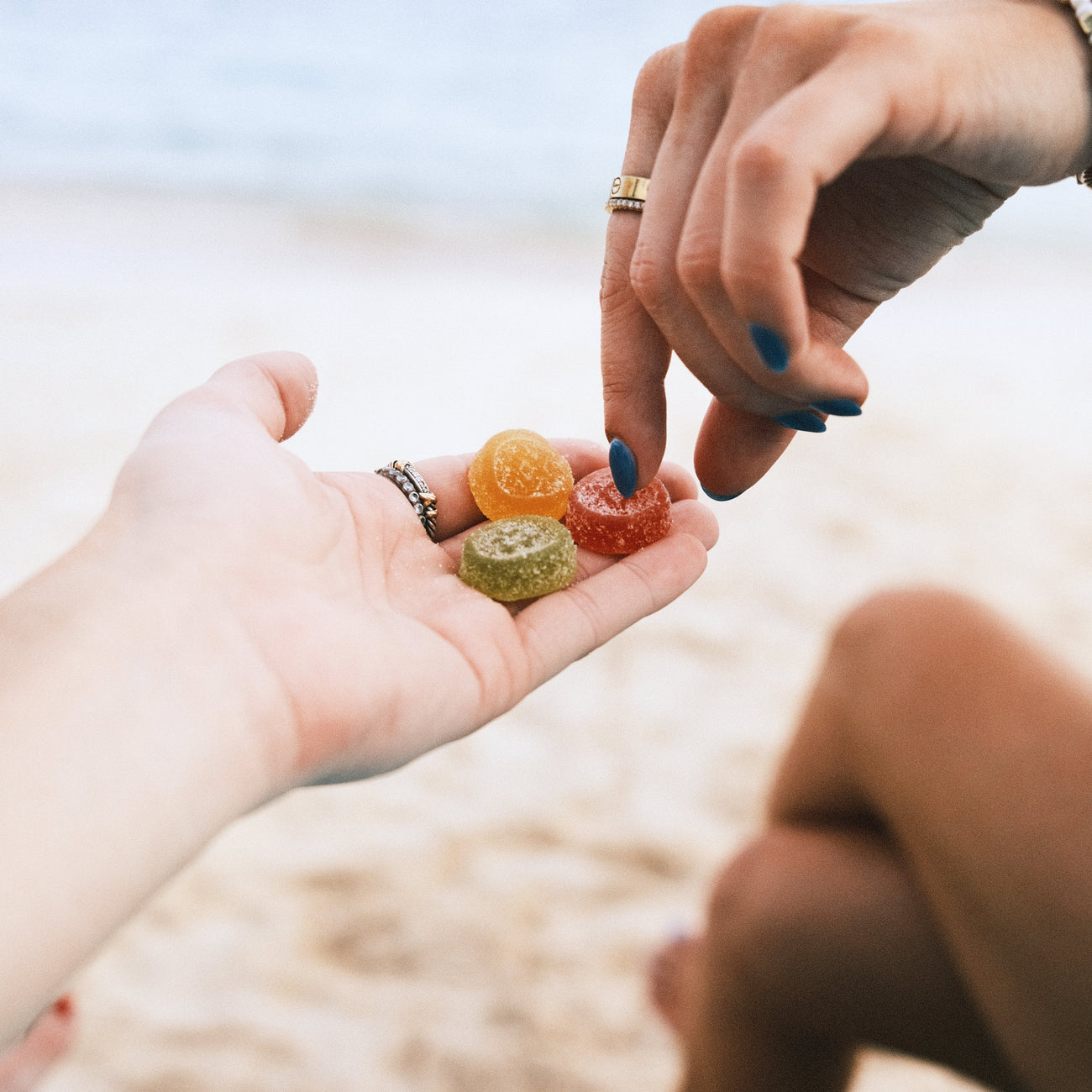 How to Create Magical Moments with Friends and Cannabis
